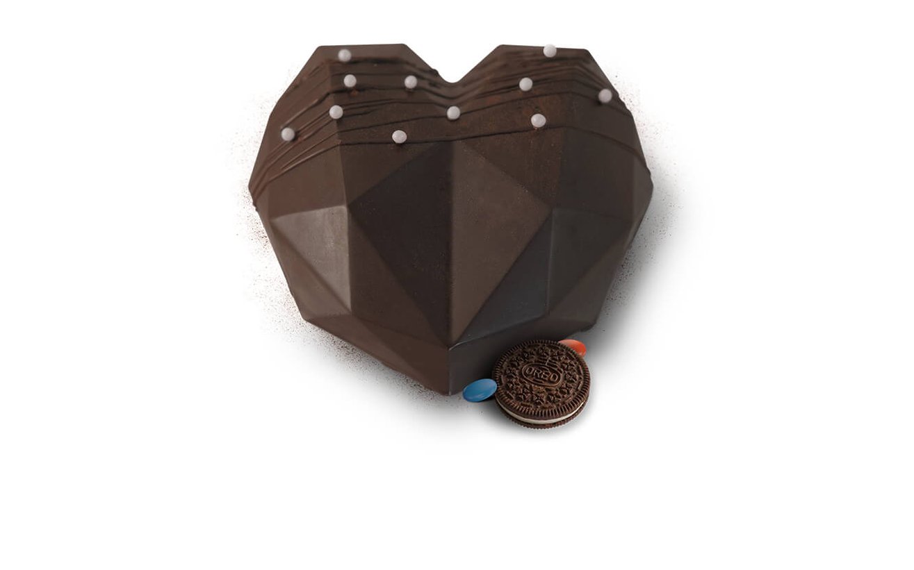 A Beginner’s Guide To Petit Fours: Main Varieties To Know & Master